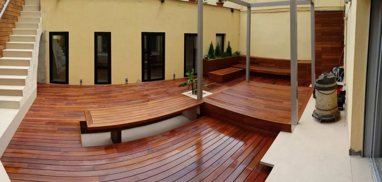 Tarima y mobiliario en IPE natural - Carpintería a medida y reformas ...